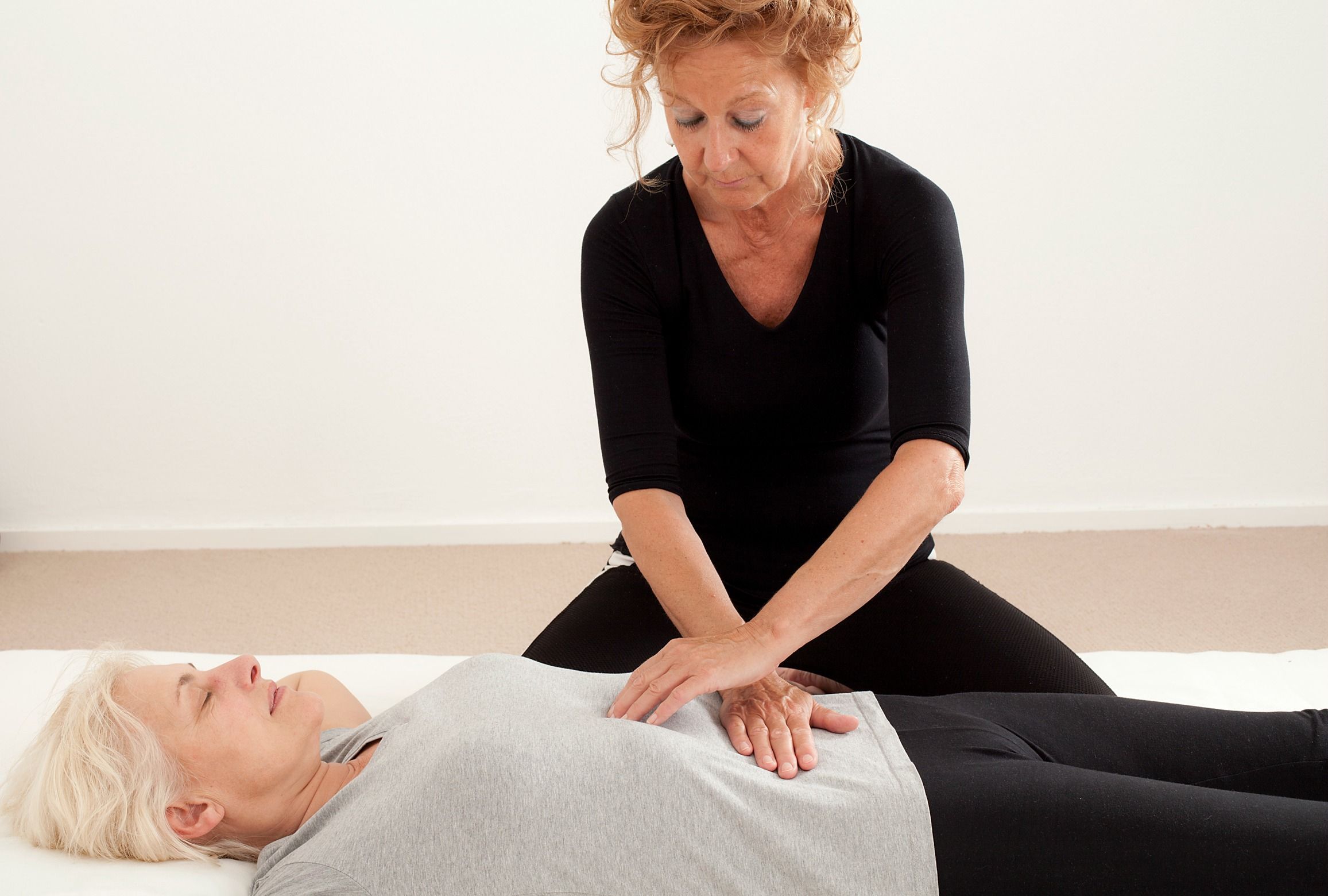 Chi Nei Tsang - ChiRa | Shiatsu, Chi Nei Tsang